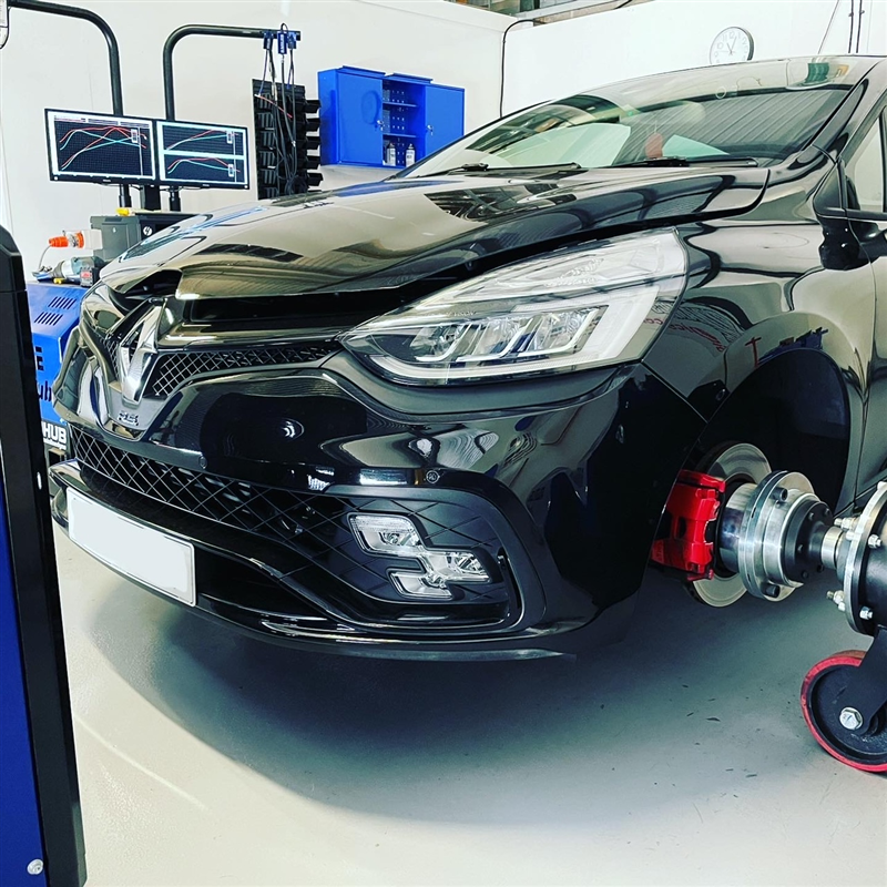 Dyno Services (Rolling Road): Clio 200 / 220 EDC Custom ECU Tuning (Remap)